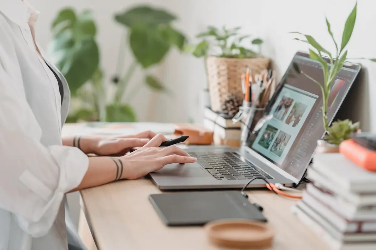 Digital Identity: 10 Successful Steps to Building a Memorable